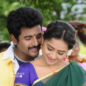 Kaaki Sattai Stills-Images-Photos-Sri Divya-Sivakarthikeyan