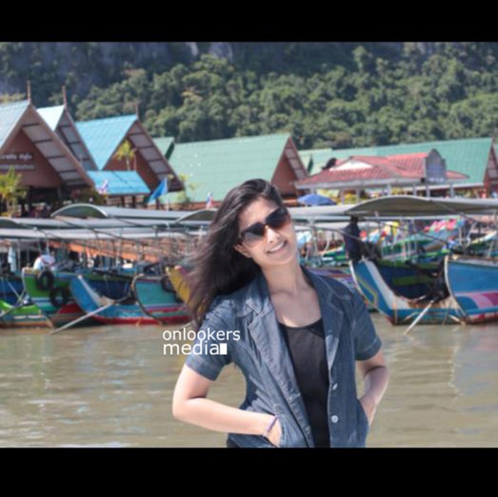 Shamili-Baby Shamili-Stills-Images-Latest Stills