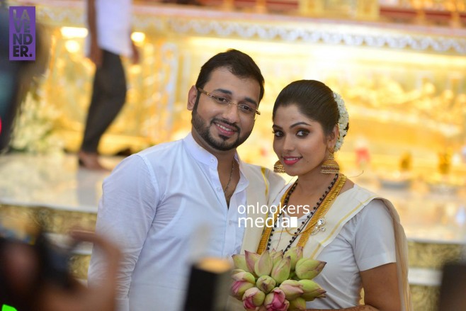 Muktha Wedding Stills-Photos