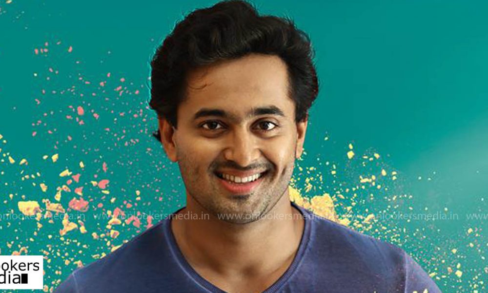Unni Mukundan turns singer for Achayans
