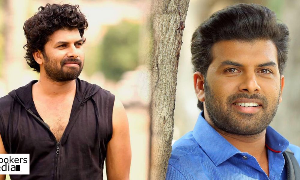 Sunny Wayne plays a chef in French Viplavam!